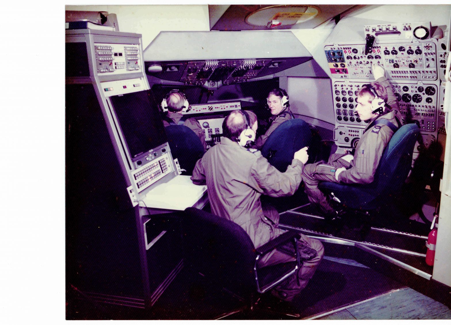 6 FTS RAF Finningley – Royal Air Force Flight Engineer & Air Engineer ...