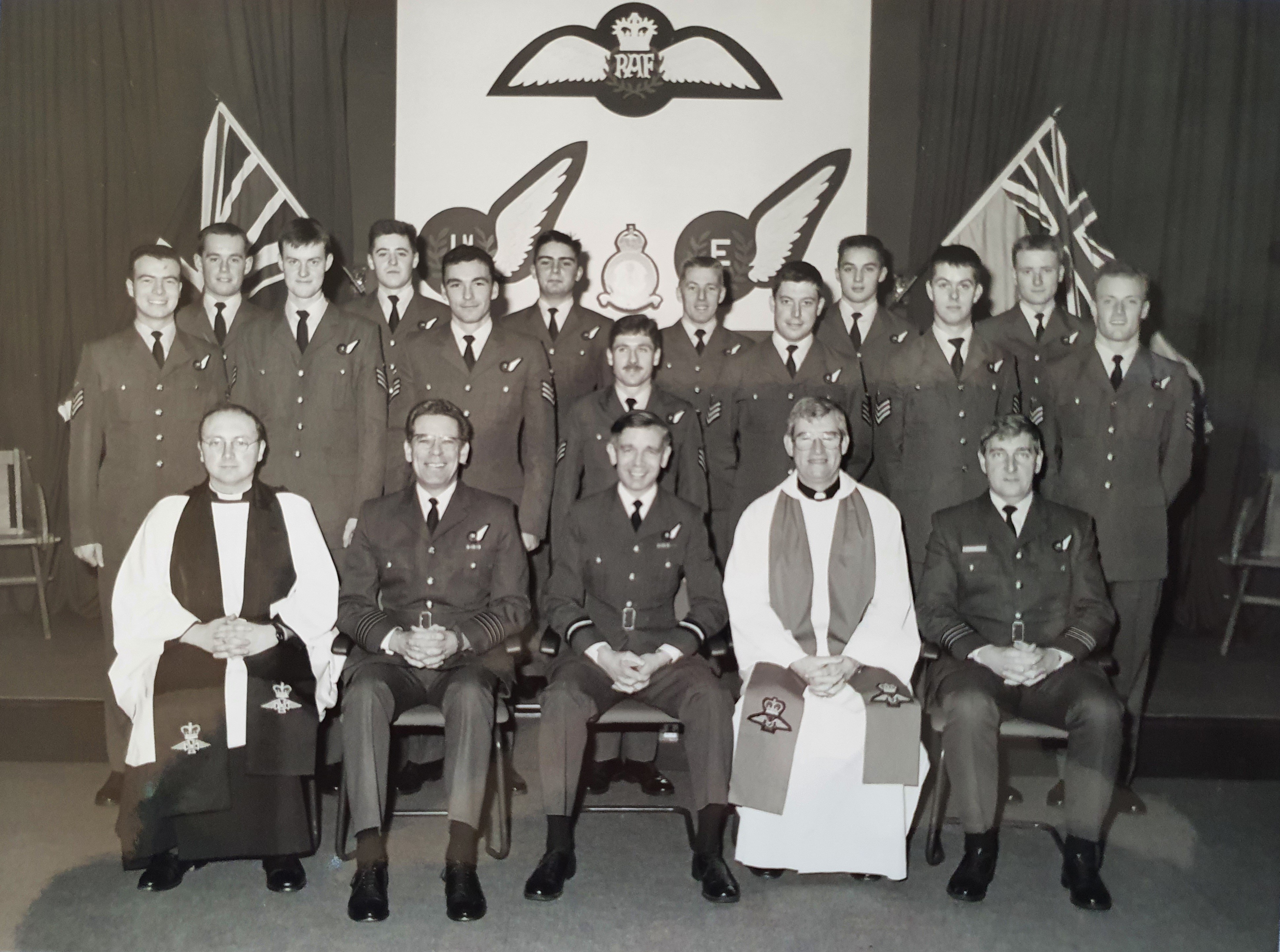 Course Graduation Photos – Royal Air Force Flight Engineer & Air ...