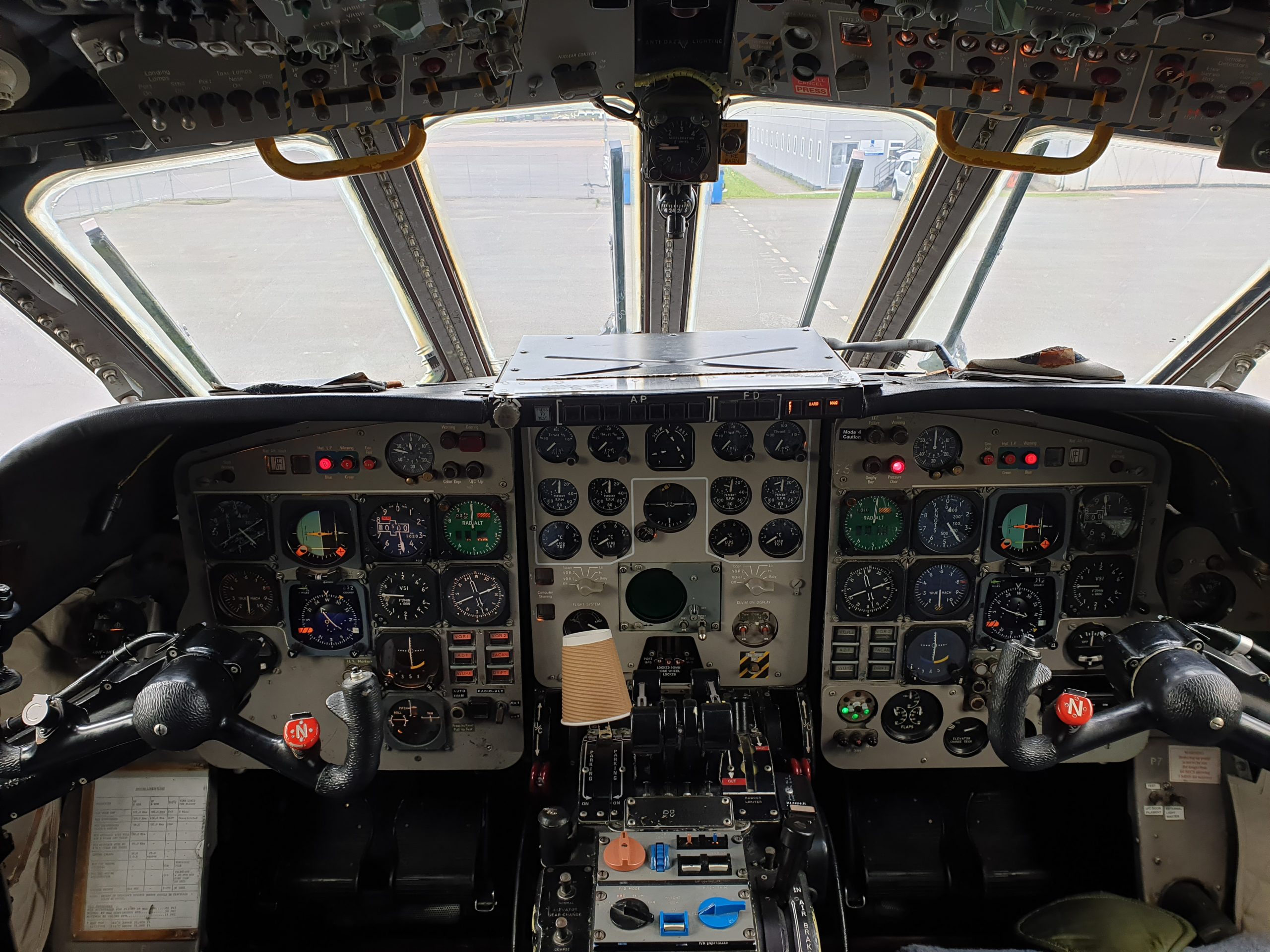 XV232 Nimrod Preservation Group – Royal Air Force Flight Engineer & Air ...