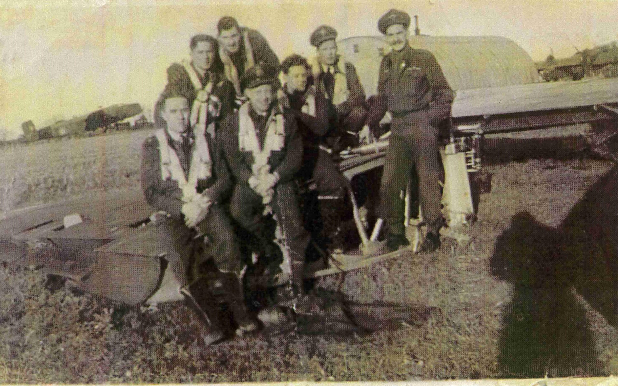 F/L Philip Janson DFC 433 Sqn RCAF – Royal Air Force Flight Engineer ...